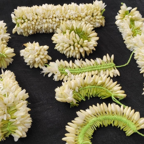 String Flowers - Arpanmart